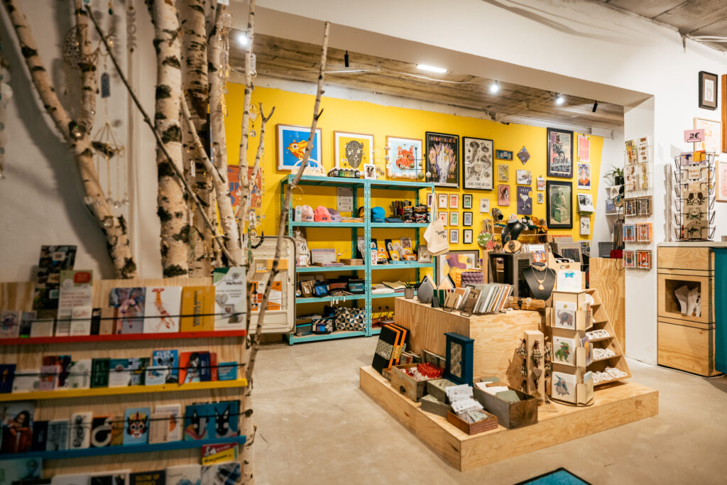 Offline Shop Dresden – BUY OR DIY